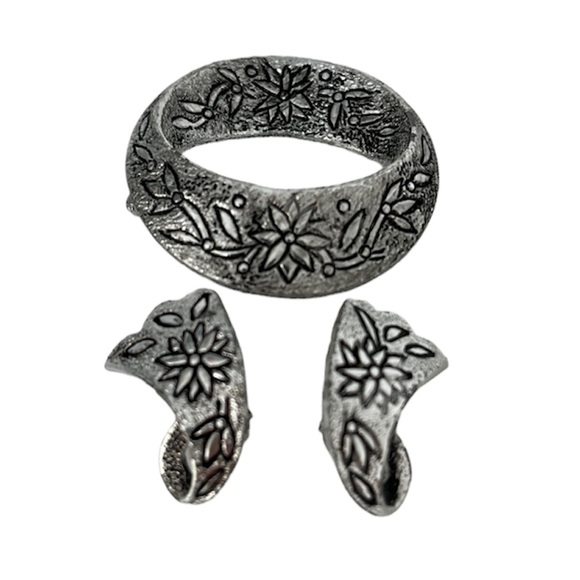 Emmons | Jewelry | Emmons Vintage Silver Floral Brooch Clip On Earrings ...